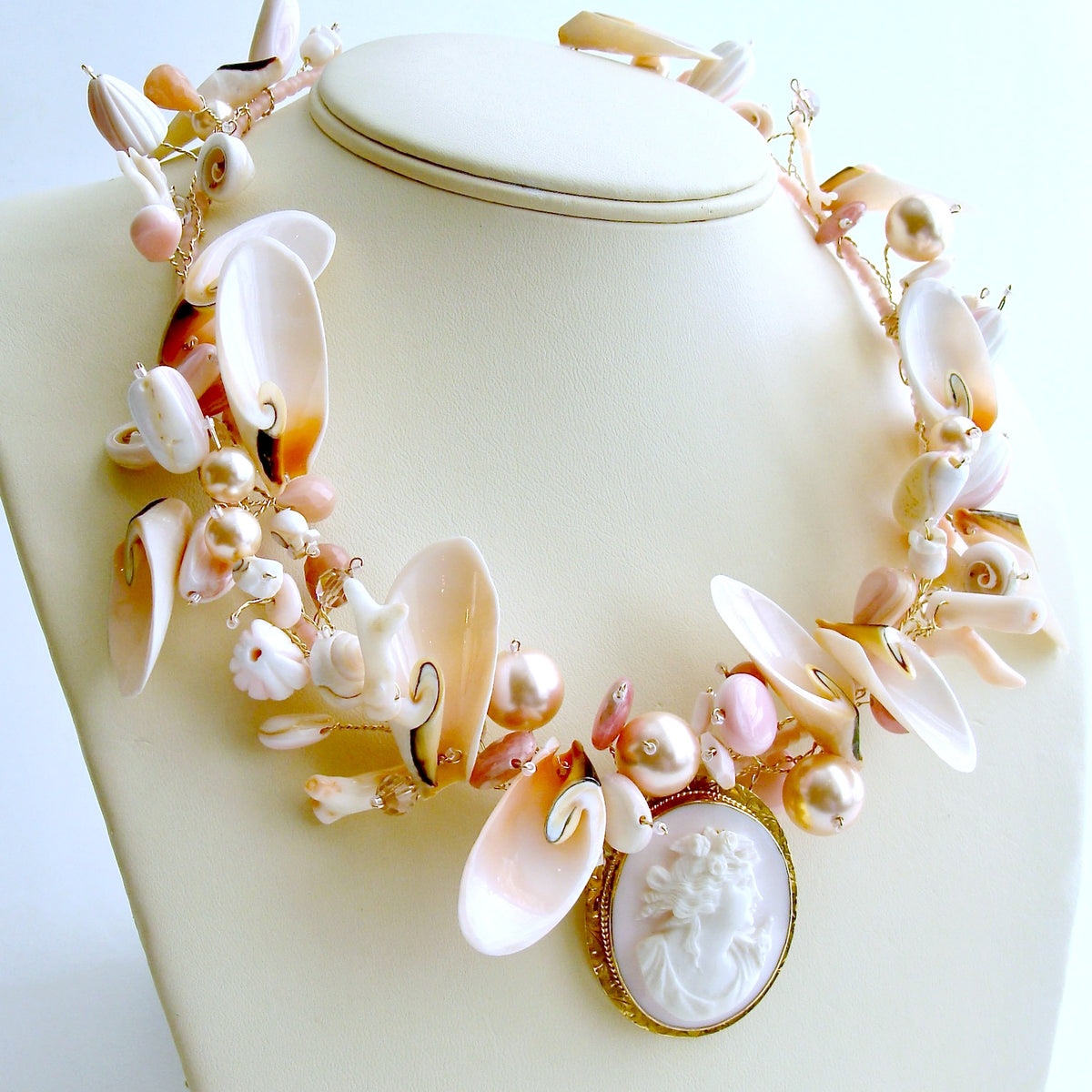 10K Gold Angelskin Coral Carved Cameo Shell Necklace - Shell of an Ide ...
